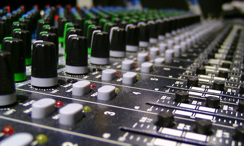 Spotlight: Behind the Mixing Desk with Steve Dub - Tracks & Fields news